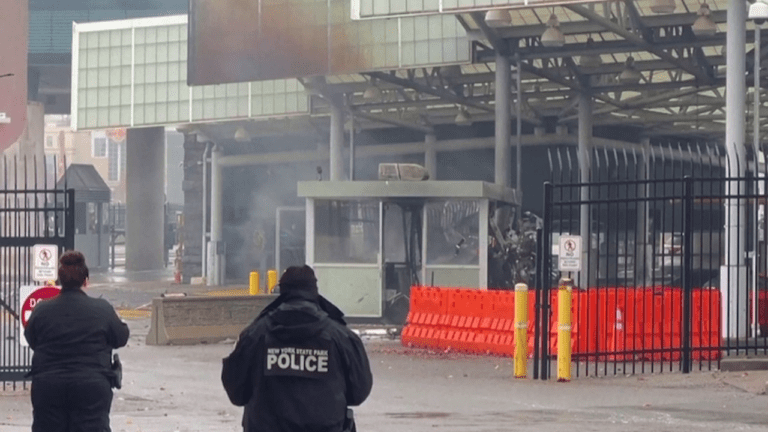FBI investigating explosion at US-Canadian border